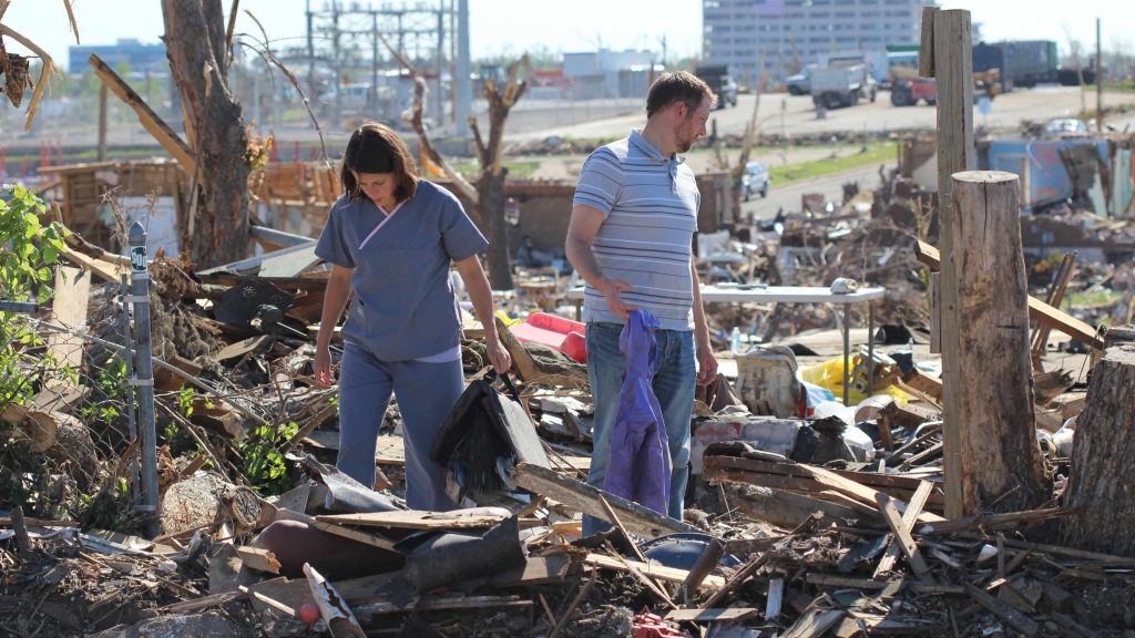 Hurricane Safety Series: Avoiding injuries after the storm - Mayo ...
