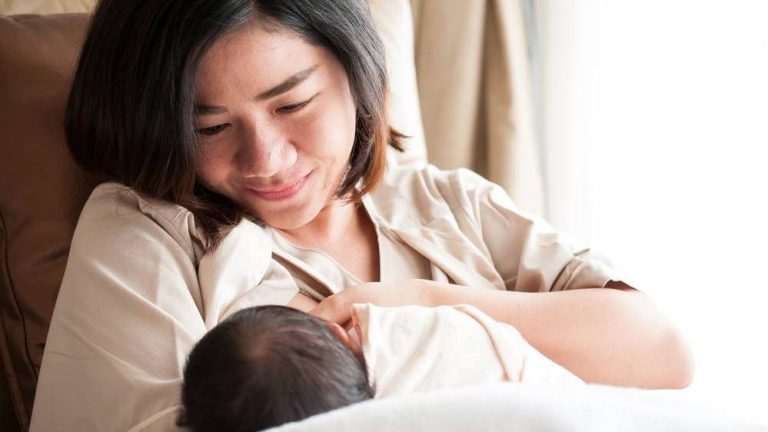 Managing plugged ducts, mastitis when breastfeeding - Mayo Clinic News ...