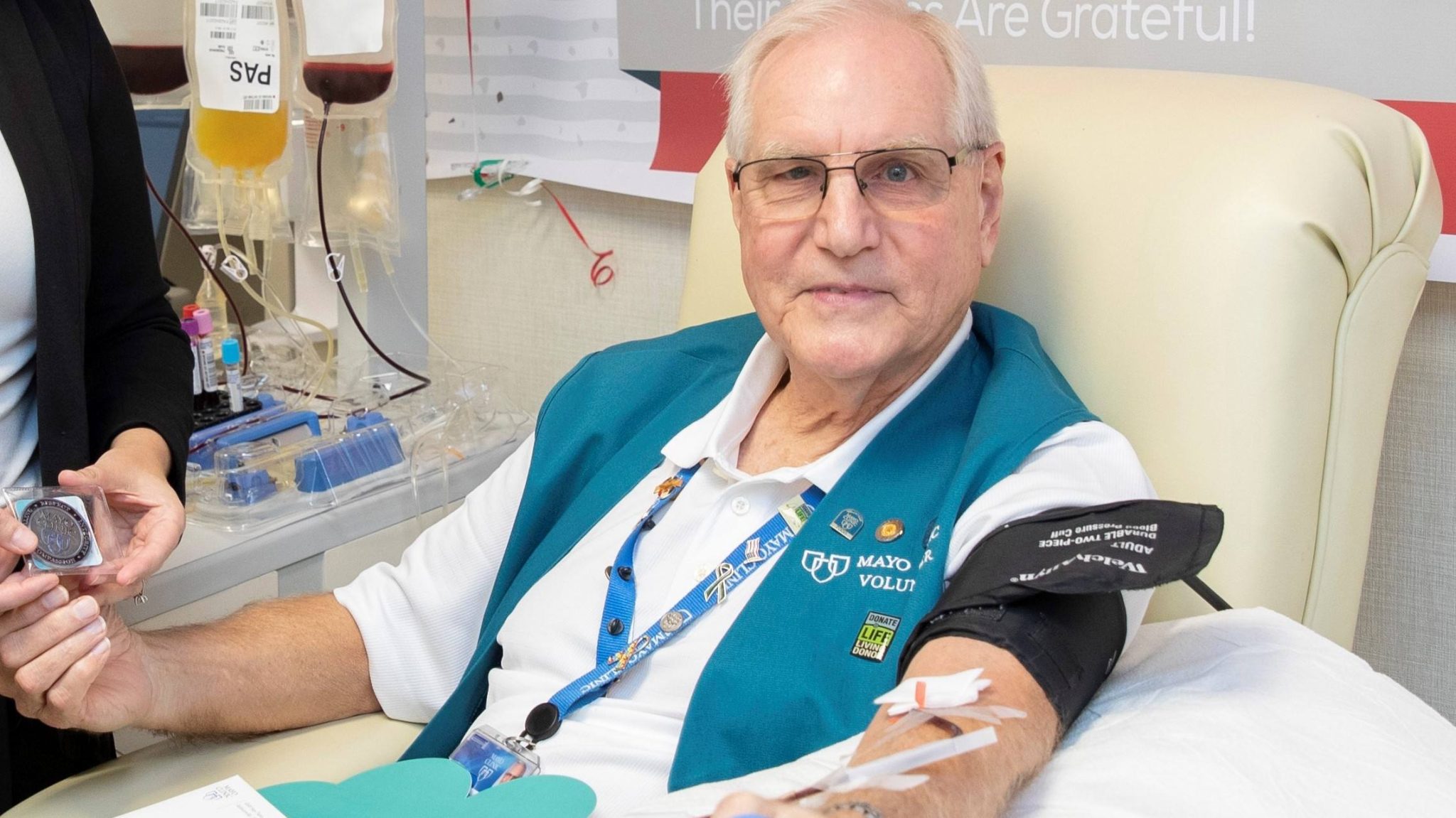 Carroll Sharp celebrates 150-gallon blood donation milestone - Mayo ...