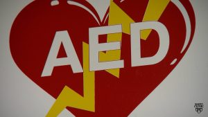 Automated external defibrillators: How to use an AED - Mayo Clinic News ...