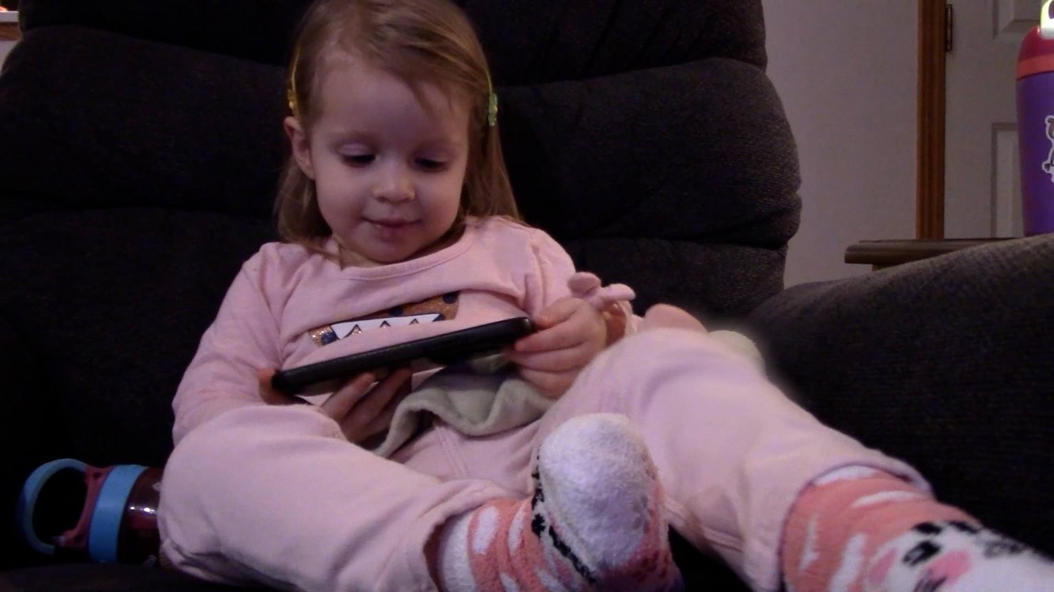 Mayo Clinic Minute: Mayo Clinic expert on screen time do's and don'ts ...