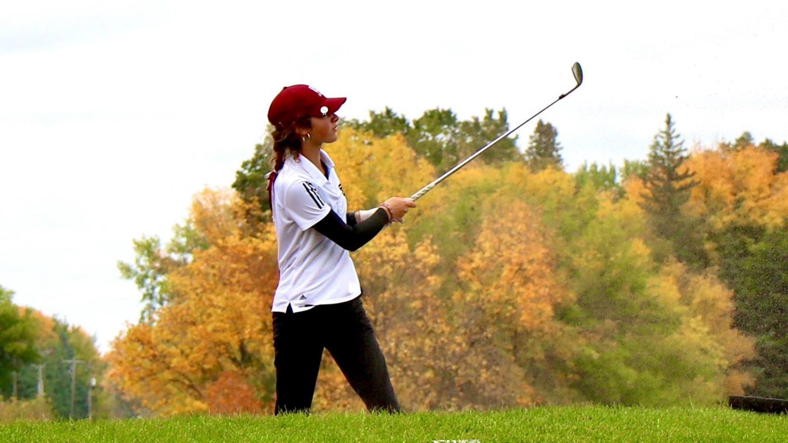 Golfer's future back on course following hip surgery - Mayo Clinic News Network