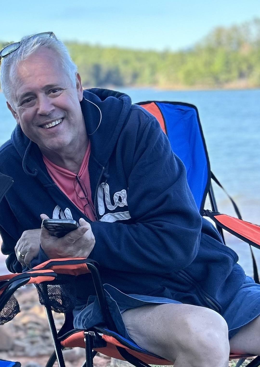 Innovative therapy helps one man with cancer pay it forward - Mayo ...