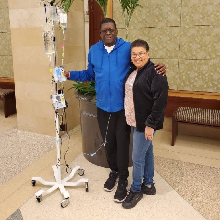 Double-transplant patient marks 5-year anniversary with thriving health ...