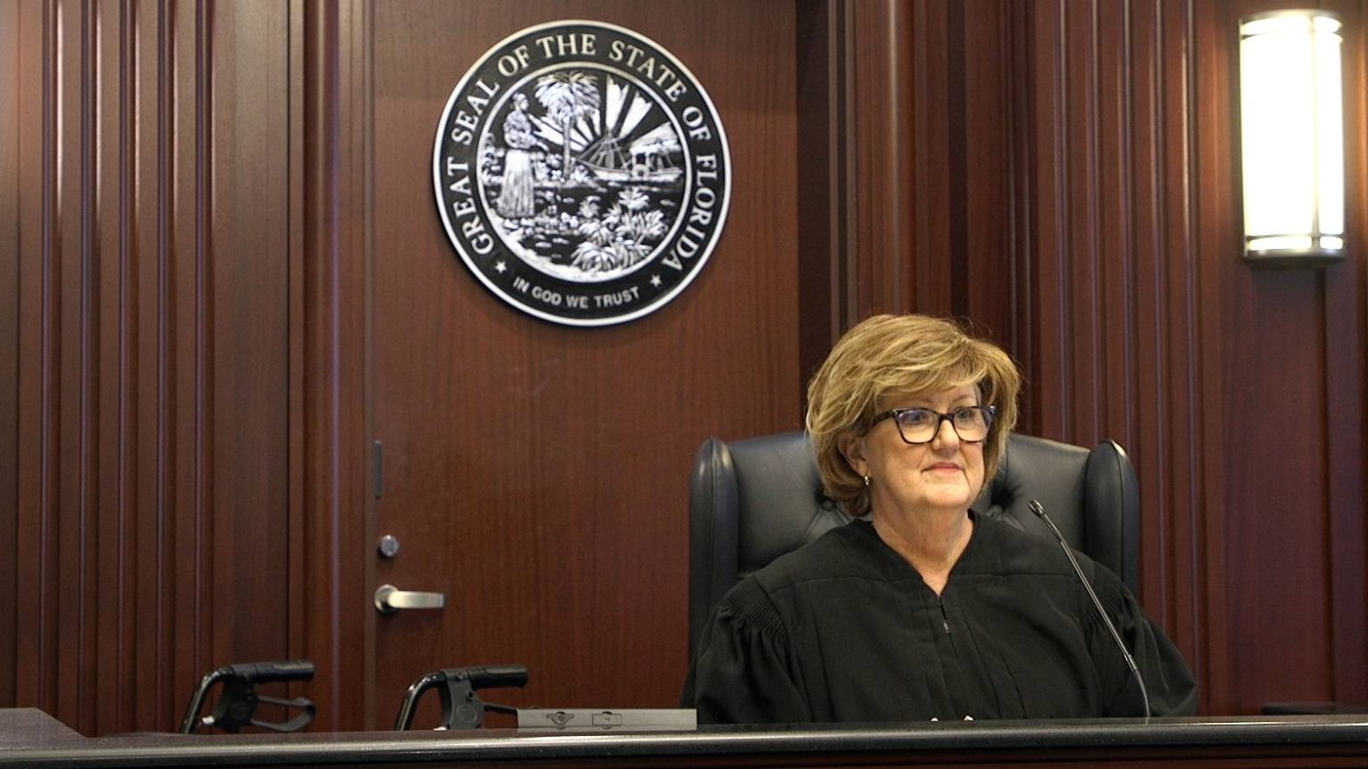 (VIDEO) Back on the bench: Judge's metastatic breast cancer journey ...